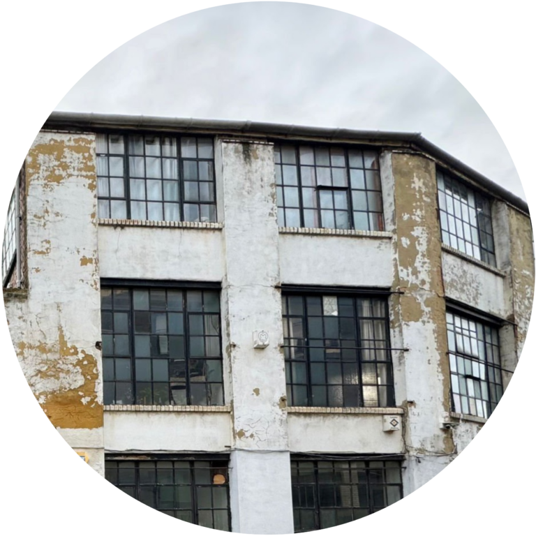 Cracked Render Repair - Decoproyec.ie - Projected Cork Ireland